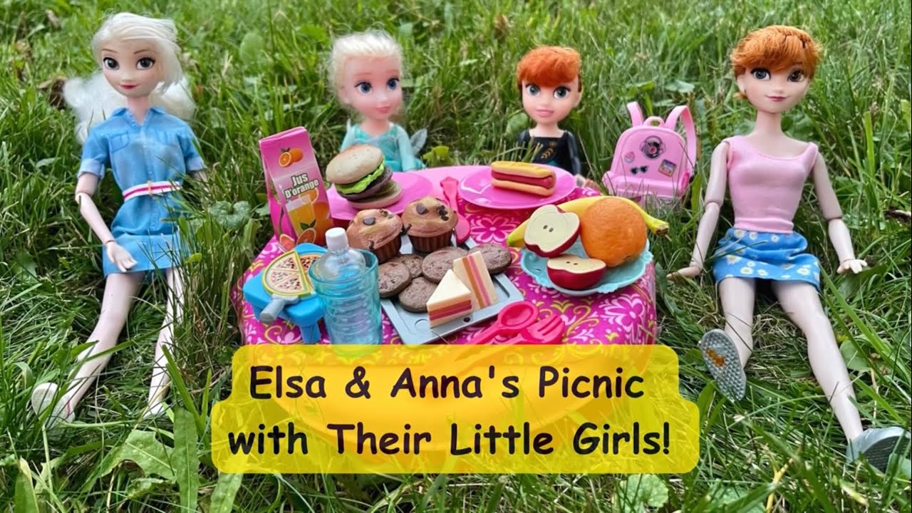 Elsa & Anna's Picnic with Their Little Girls! - YouTube