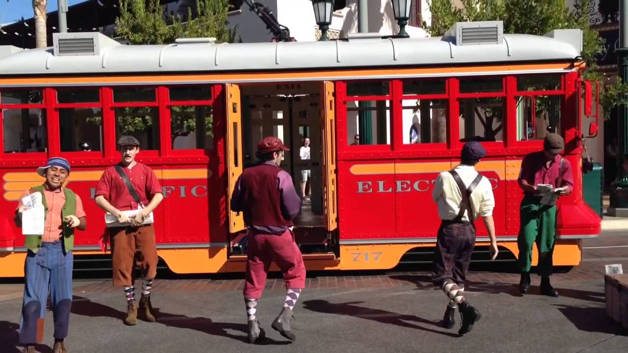 Disney Train Car Show - YouTube