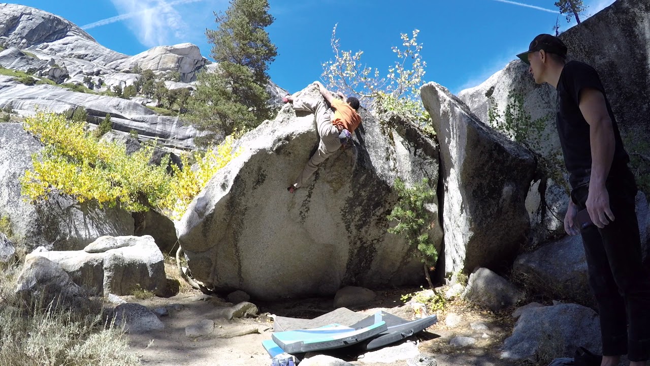 Tuolumne Meadows Bouldering - Roadside Cave V5 - YouTube