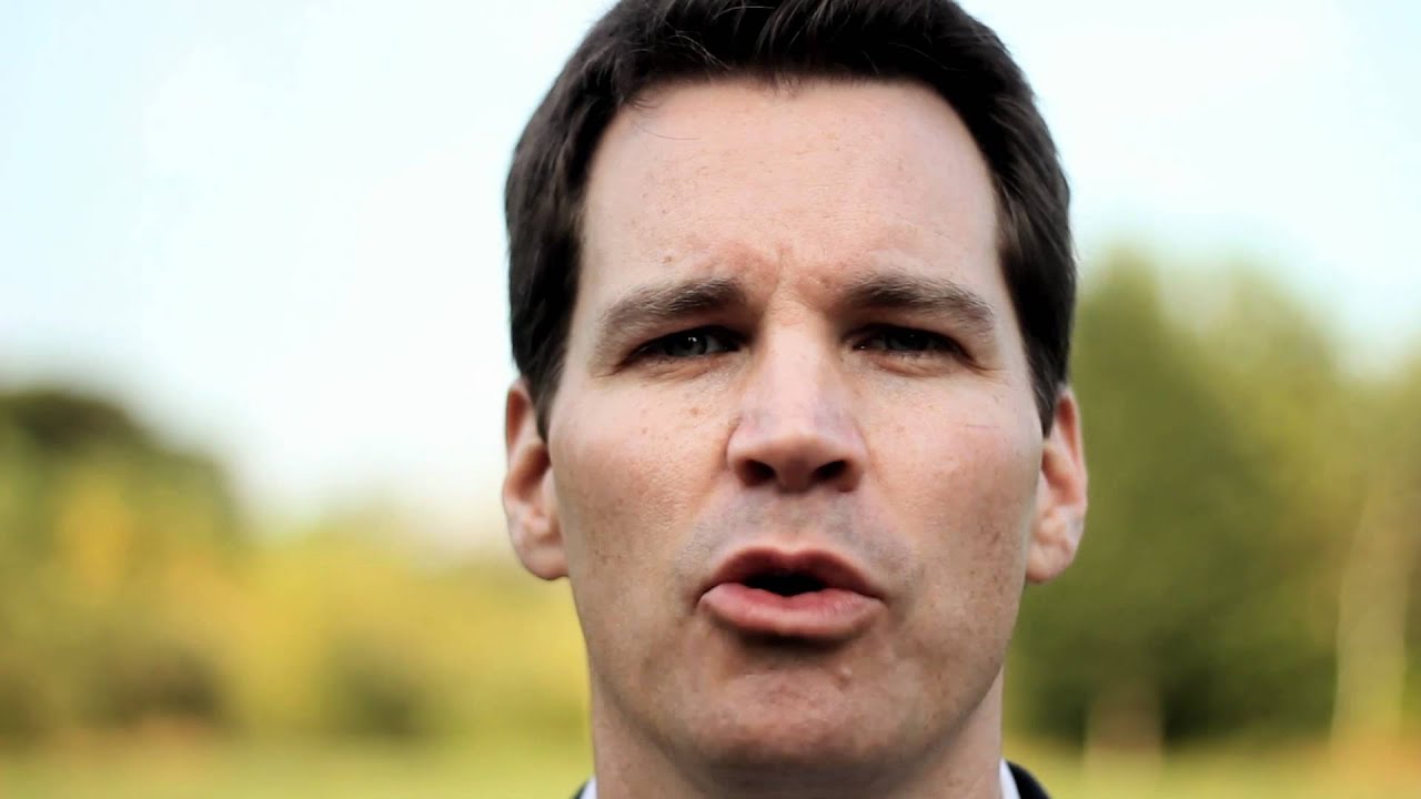 Alex Lyon - Communication and Leadership - YouTube