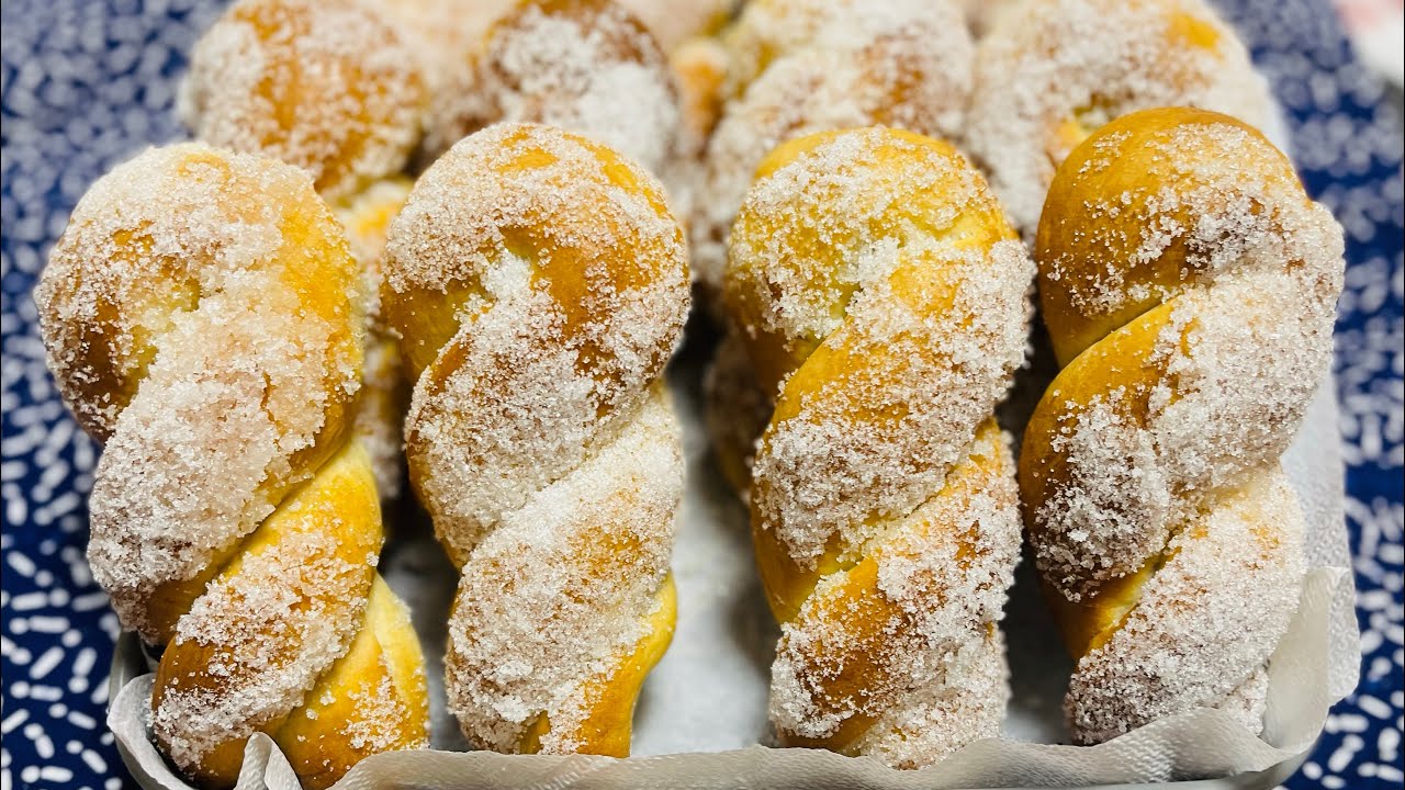 Treccine con lo zucchero -super morbidose - YouTube