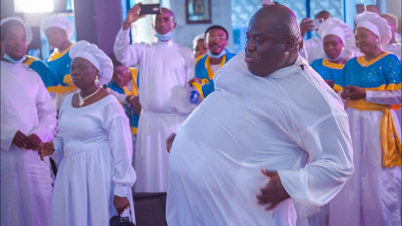 MOSES HARMONY LIVE AT CCC AGBALA ITURA FESTAC CATHEDRAL PARISH | REAL ...