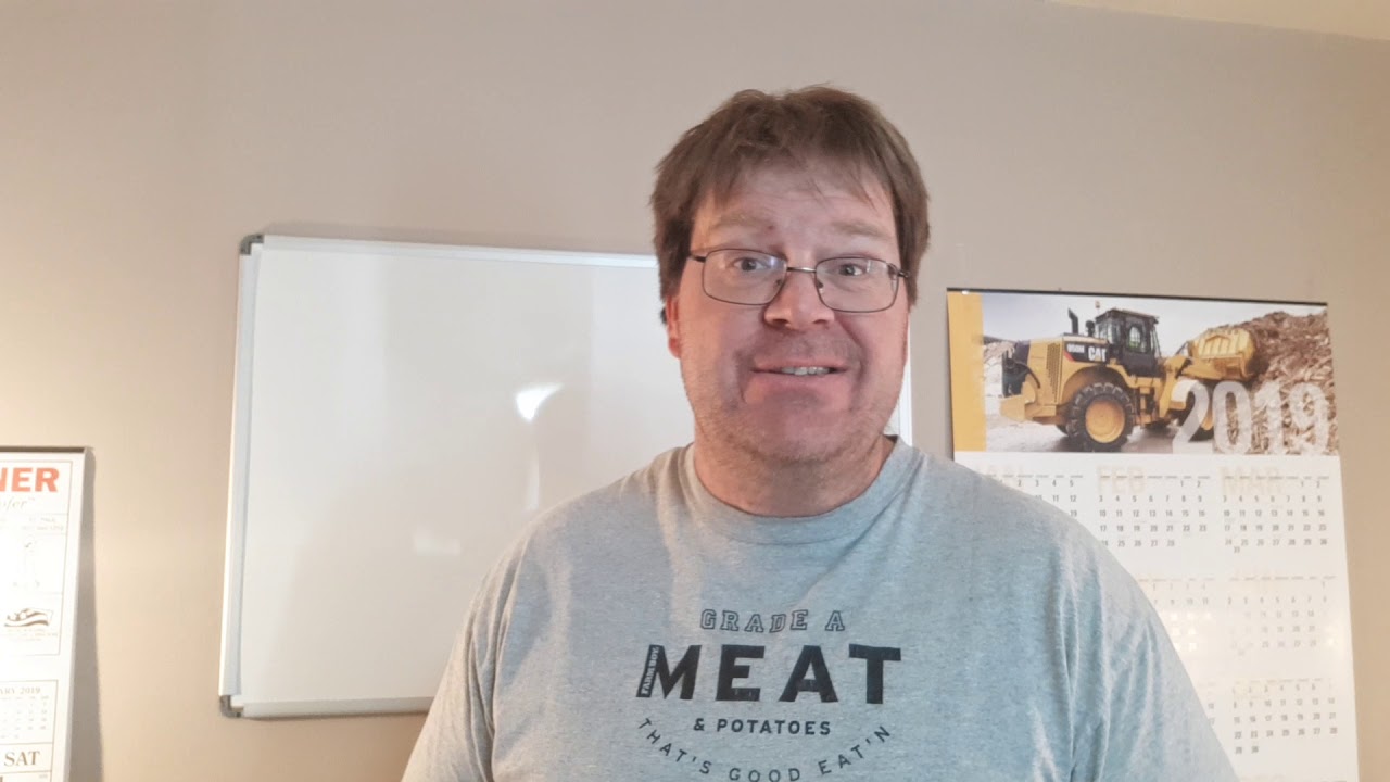 Minnesota Corn Growers at the St Cloud Minnesota farm show! - YouTube