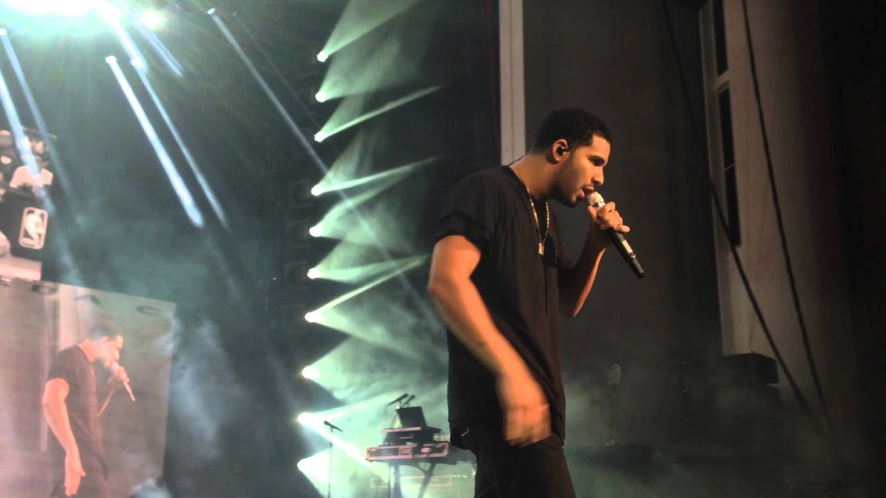 Drake - All Me (Live) - Holmdel, NJ - YouTube