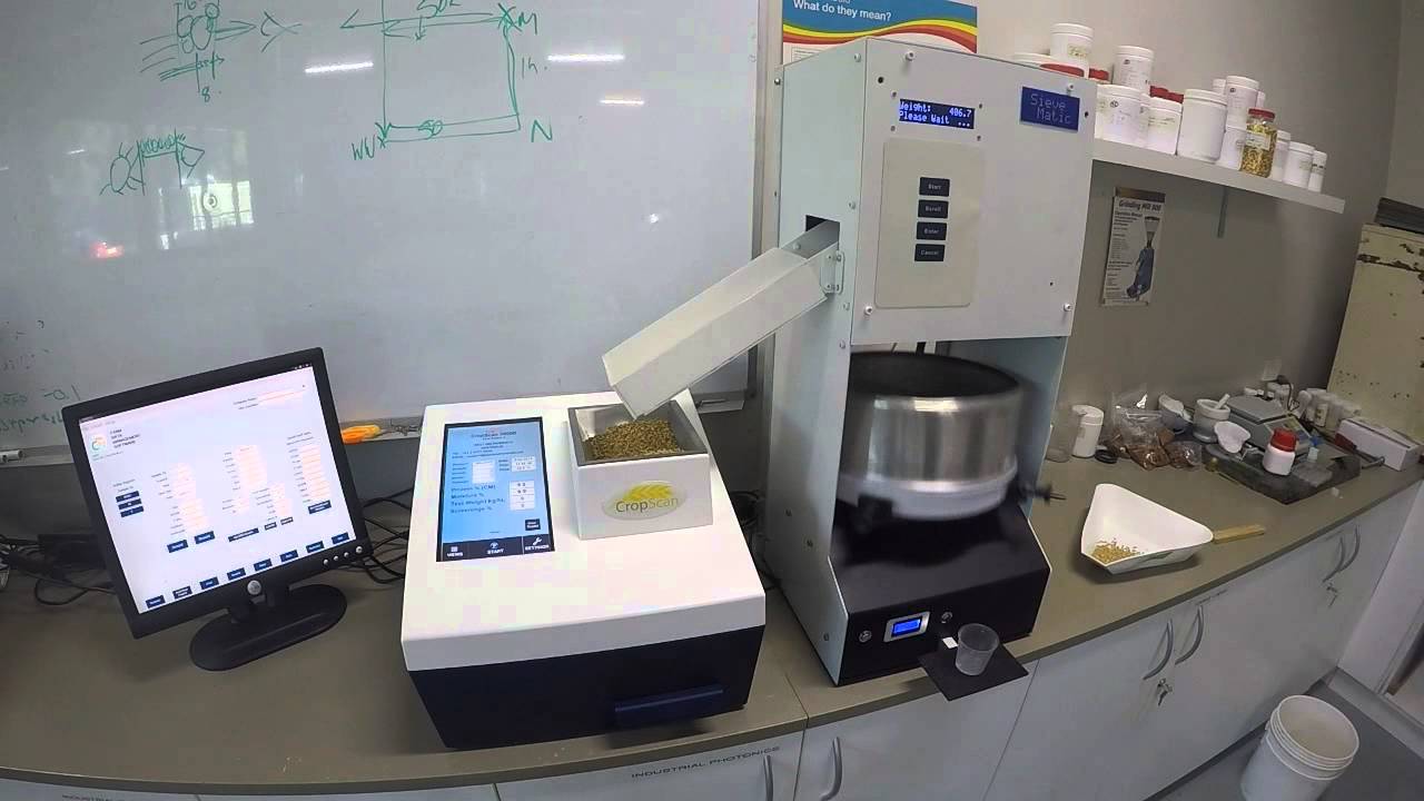 CropScan 3000B with SieveMatic - YouTube