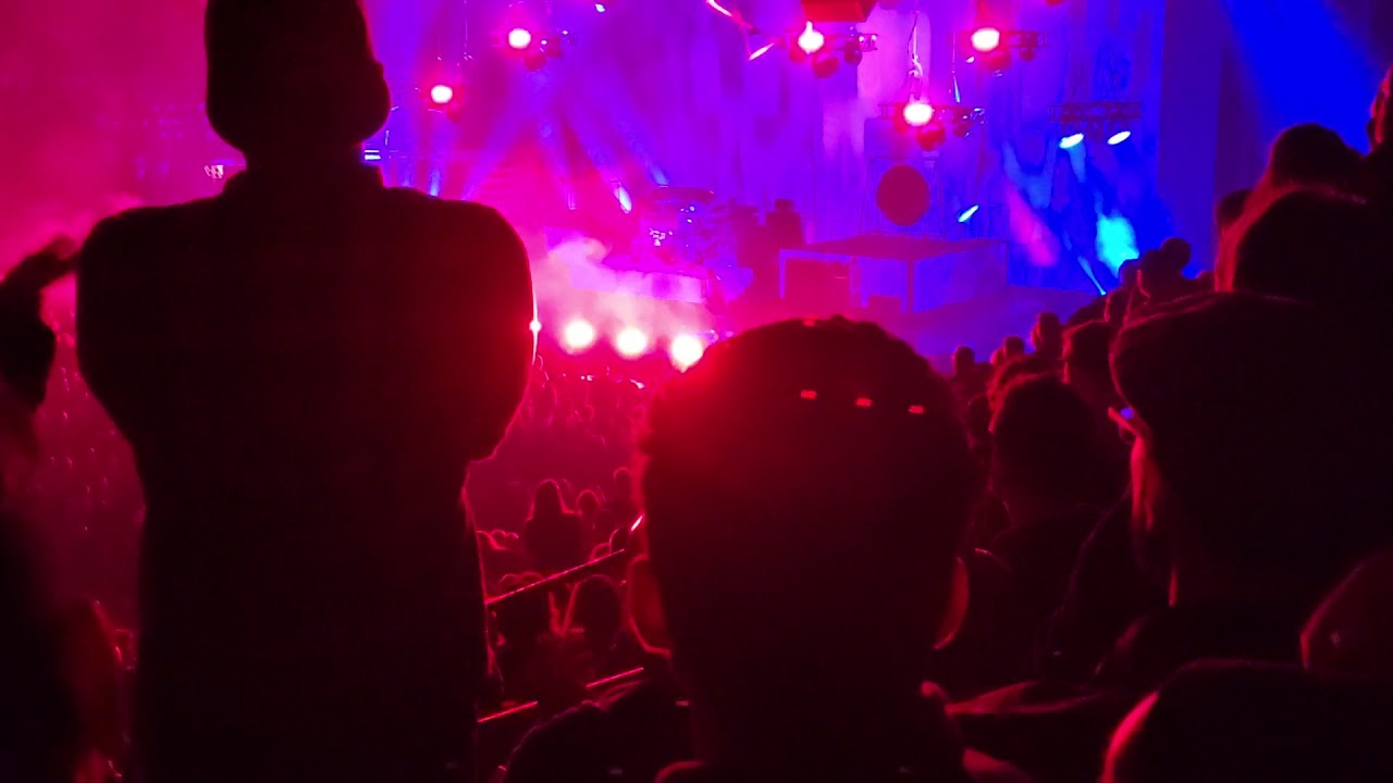 Tool Invincible live - YouTube