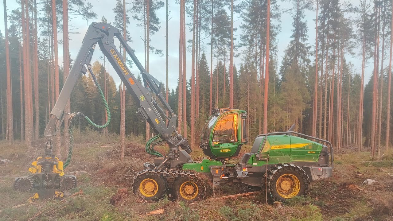 Uusi John deere 1270 H - YouTube
