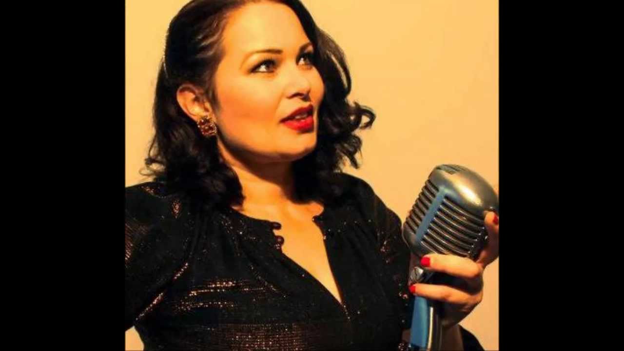 Dawn Shipley and the Sharp Shooters - Mad About You - YouTube