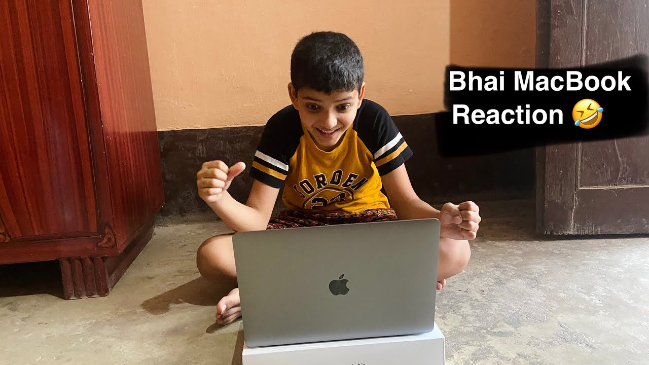 BROTHER’S MacBook Reaction 🥰 | vlog 423 | - YouTube