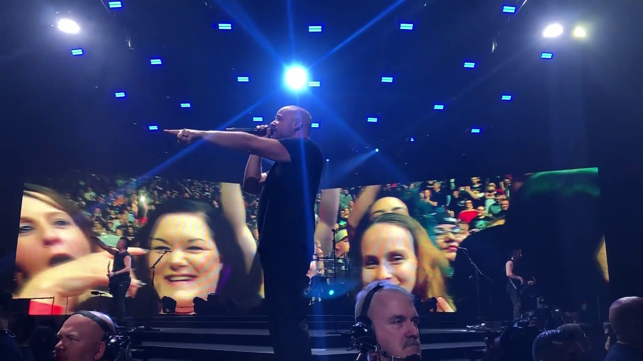 Disturbed - The Light - Live in Glendale, AZ 2019 - YouTube