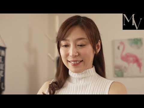 남편의 죽음으로 슬퍼하는  시라키 유코(Yuko Shiraki)