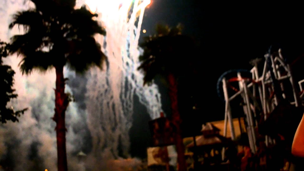Universal Studios Singapore Fireworks YouTube universal-studios-singapore-fireworks-youtube