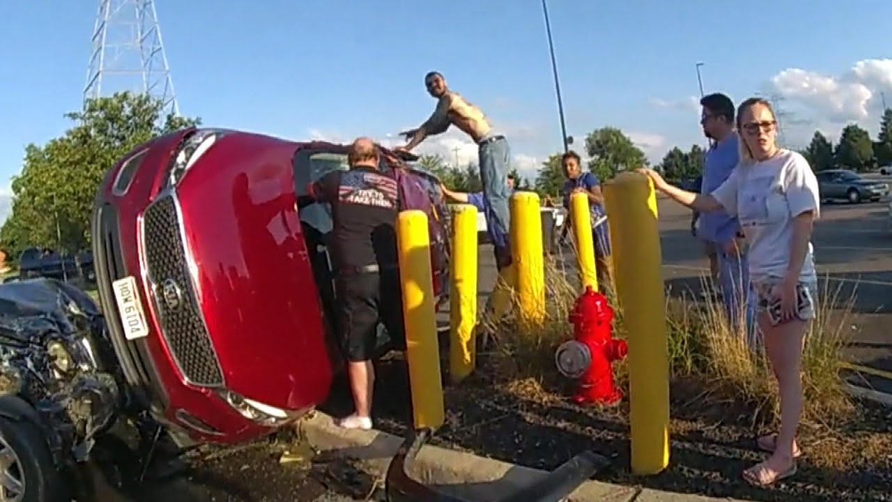 Fleeing Suspect Overturns Family SUV During Ohio Police Chase - YouTube