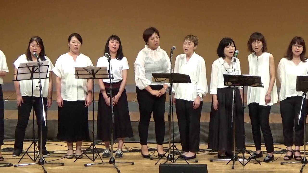 Blue Choir~Because He Lives - YouTube