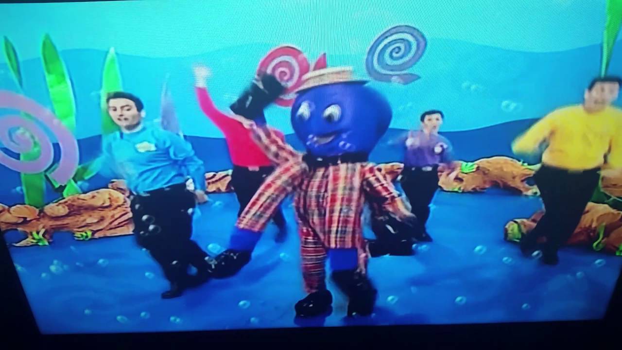 The Wiggles move your arms like henry fandub - YouTube