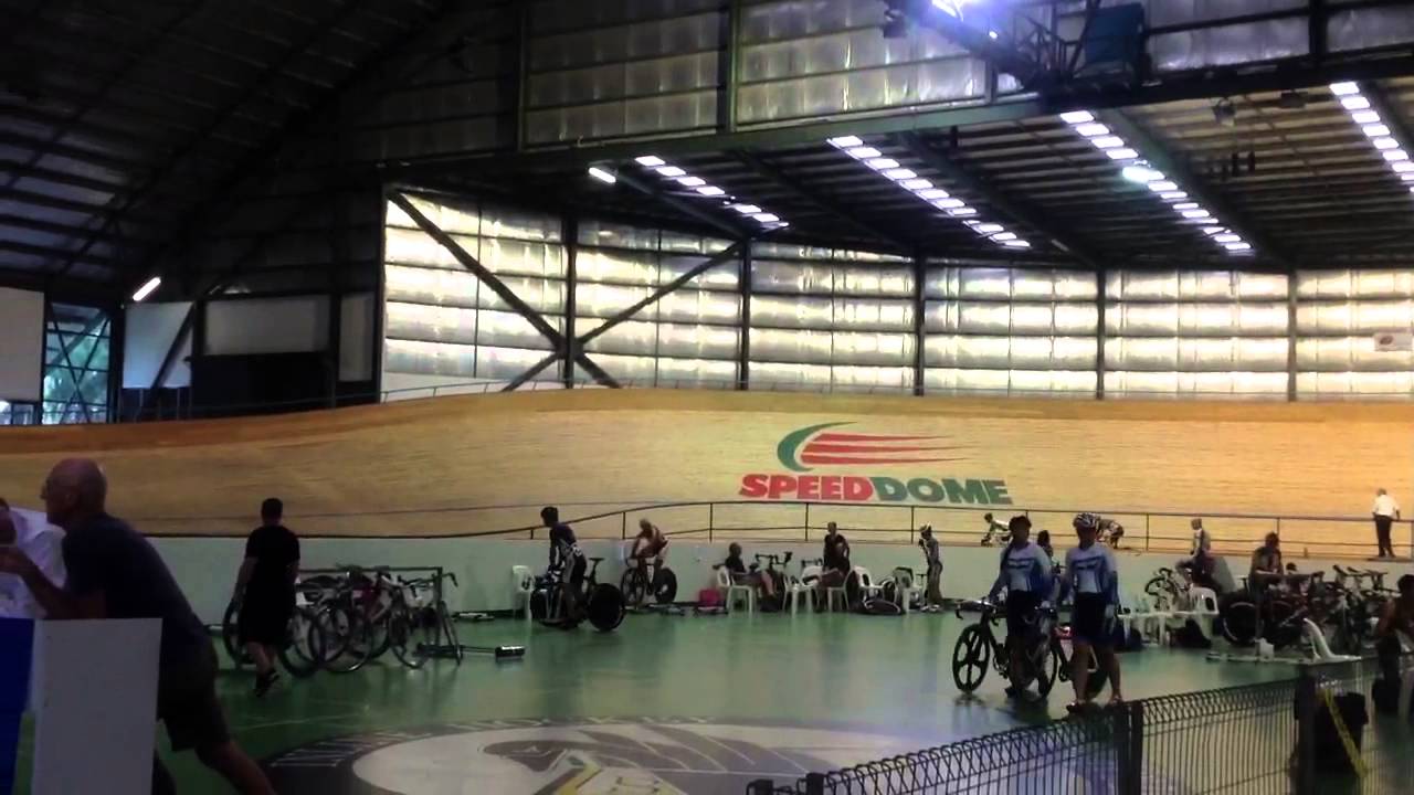 MMAS4 sprint semi, Bastion & Nicholls Rd 1, 2013 Masters National Track ...