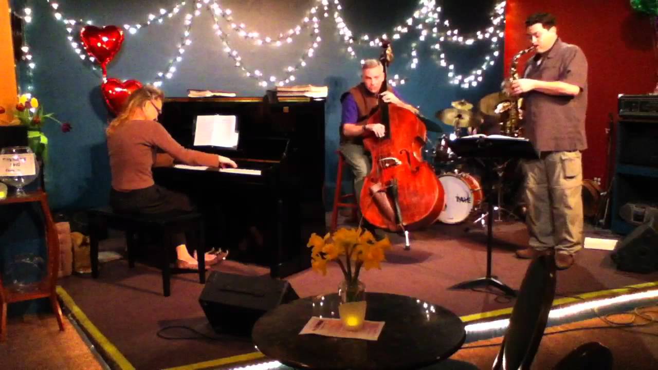 Randy Roe Alto Sax w/ Duzuro, Hanns, Cole; playing Misty - YouTube