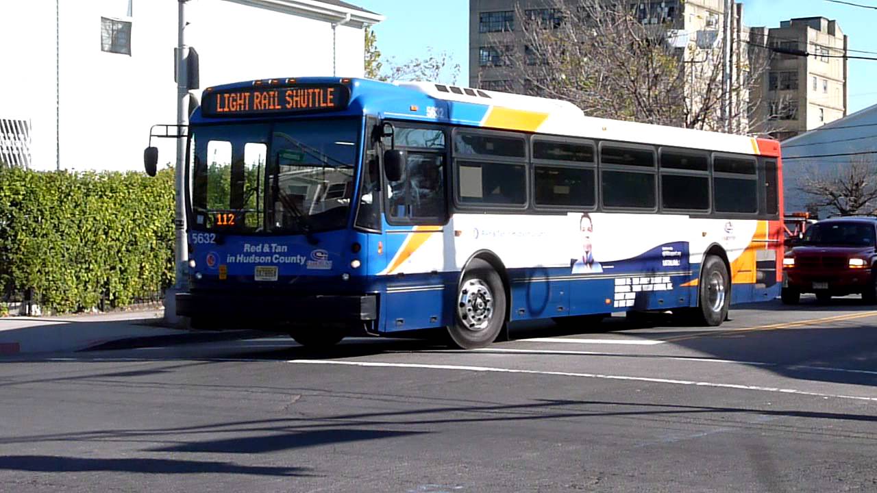 Coach USA Red & Tan in Hudson County (NJT Owned) NABI 40-SFW #5632 ...