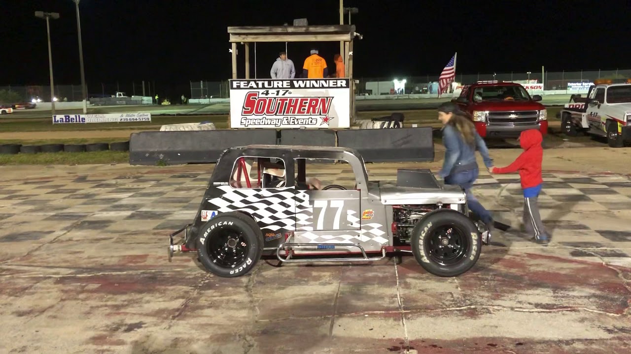 Dwarf car top three at 4-17 SSE 1/25/2020 - YouTube