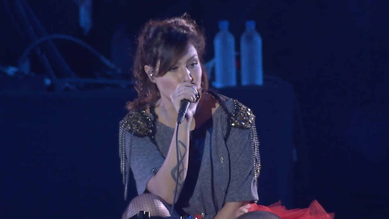 Pitty - Equalize (Ao Vivo) - YouTube