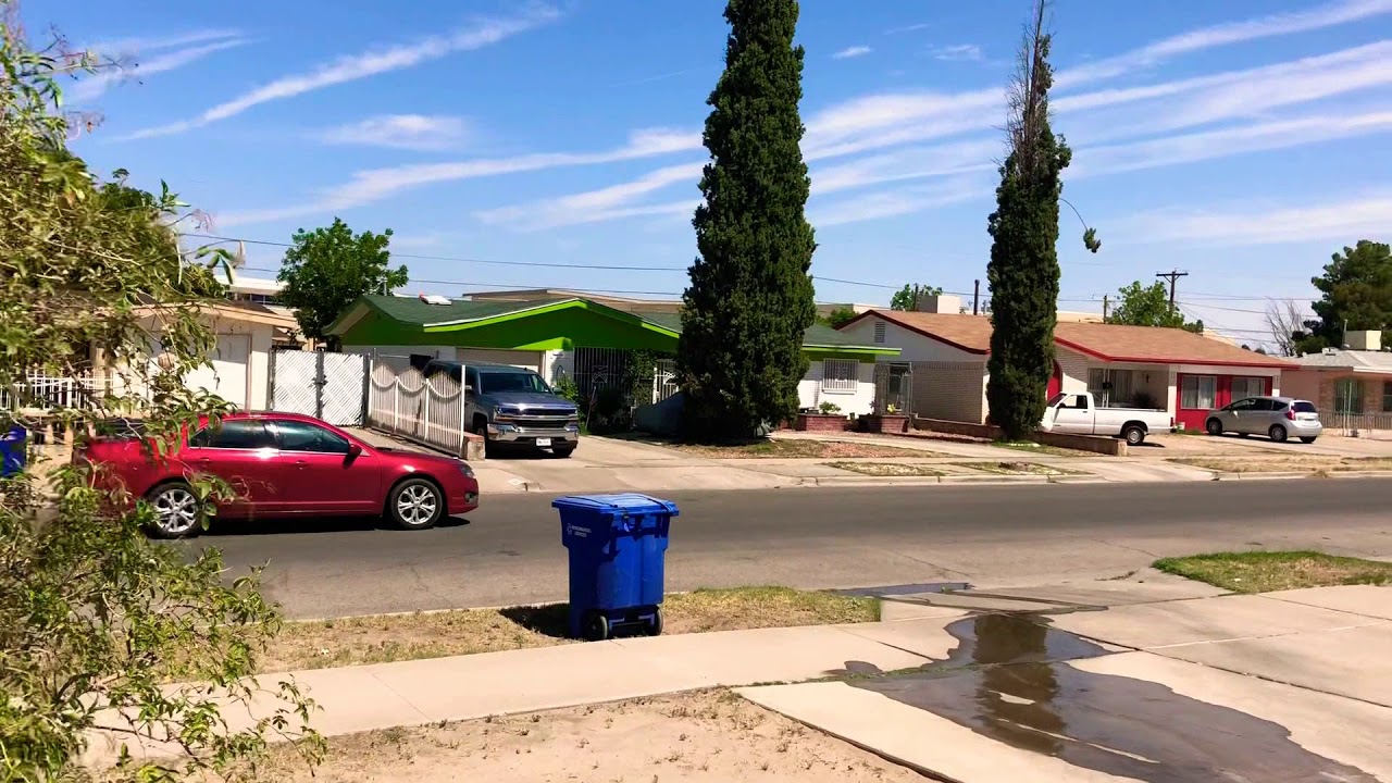 City of El Paso ESD 2017 CNG Autocar/Scorpion ASL - YouTube