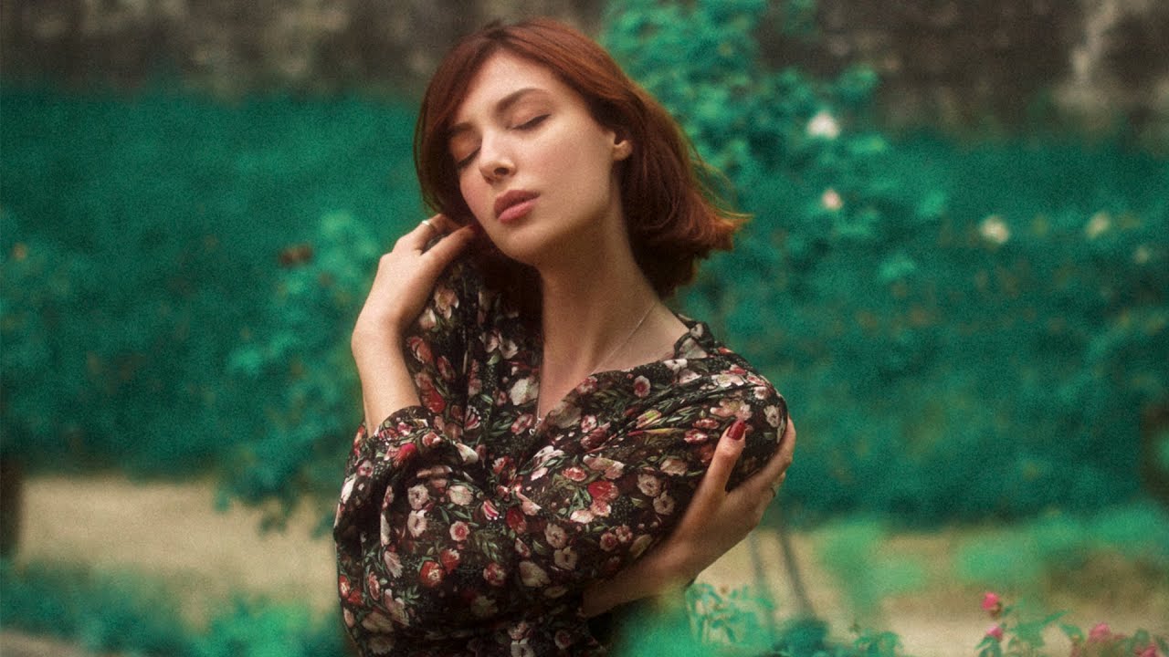 Natural Light Photoshoot with 1 Model, Behind The Scenes - YouTube