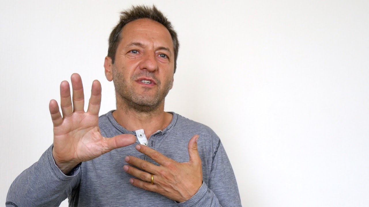 Jo Confino Interview at Leading Wellbeing Research Festival 2015 - YouTube