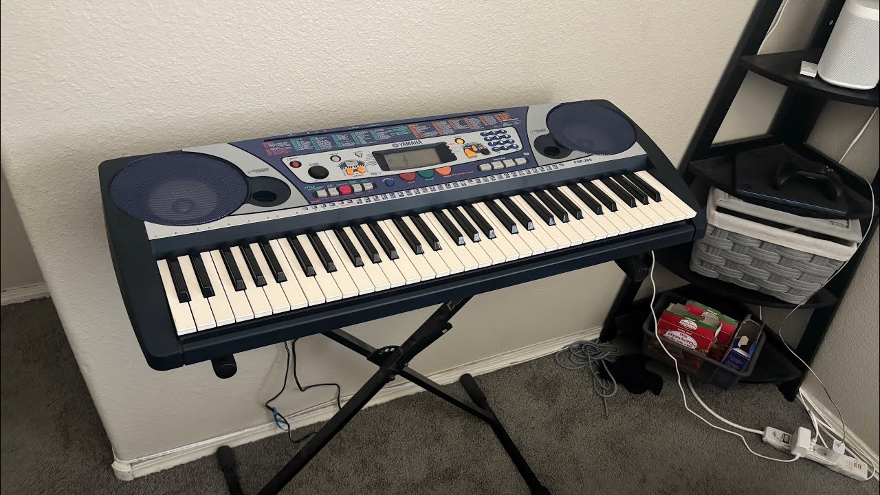 Yamaha keyboard: PSR 260 Tutorial - YouTube
