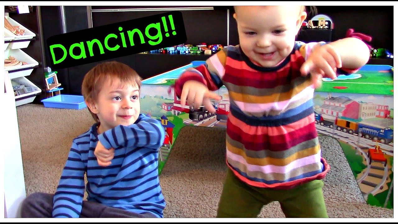 Cute Kids Dancing - YouTube