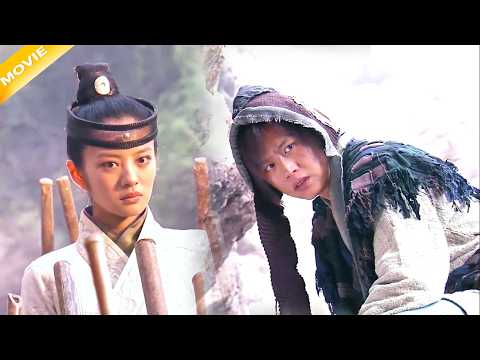 妖女趙敏遭丐幫圍攻危在旦夕，張無忌出手救下乾坤大挪移一招鎮全場！⚔️  抗日 MMA | Kung Fu 💥#抗战 #功夫 #武侠 #金庸武侠 #倚天屠龙记 #曾舜晞 #祝绪丹 #邓超 #安以轩