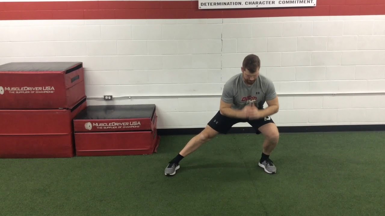 Alternating Stationary Lunge + Floor Touch to Overhead Reach - YouTube