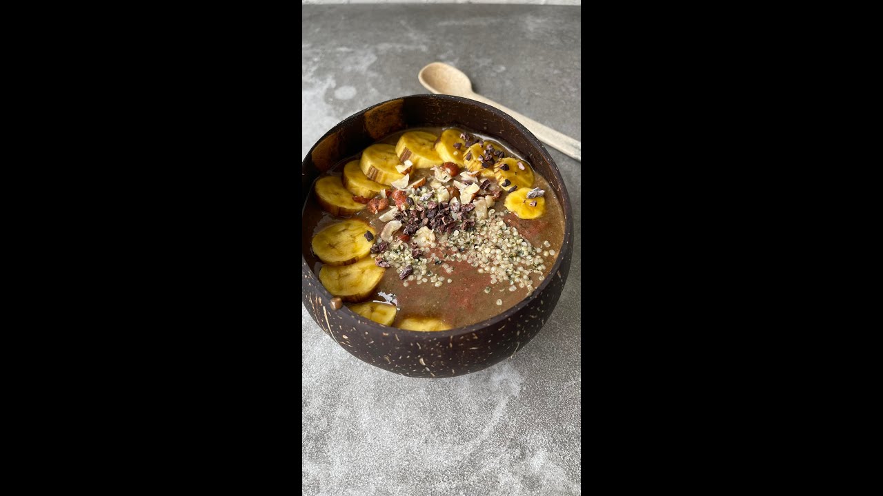 TASTE TEST - Chocolate Hazelnut Smoothie Bowl (raw vegan) - YouTube