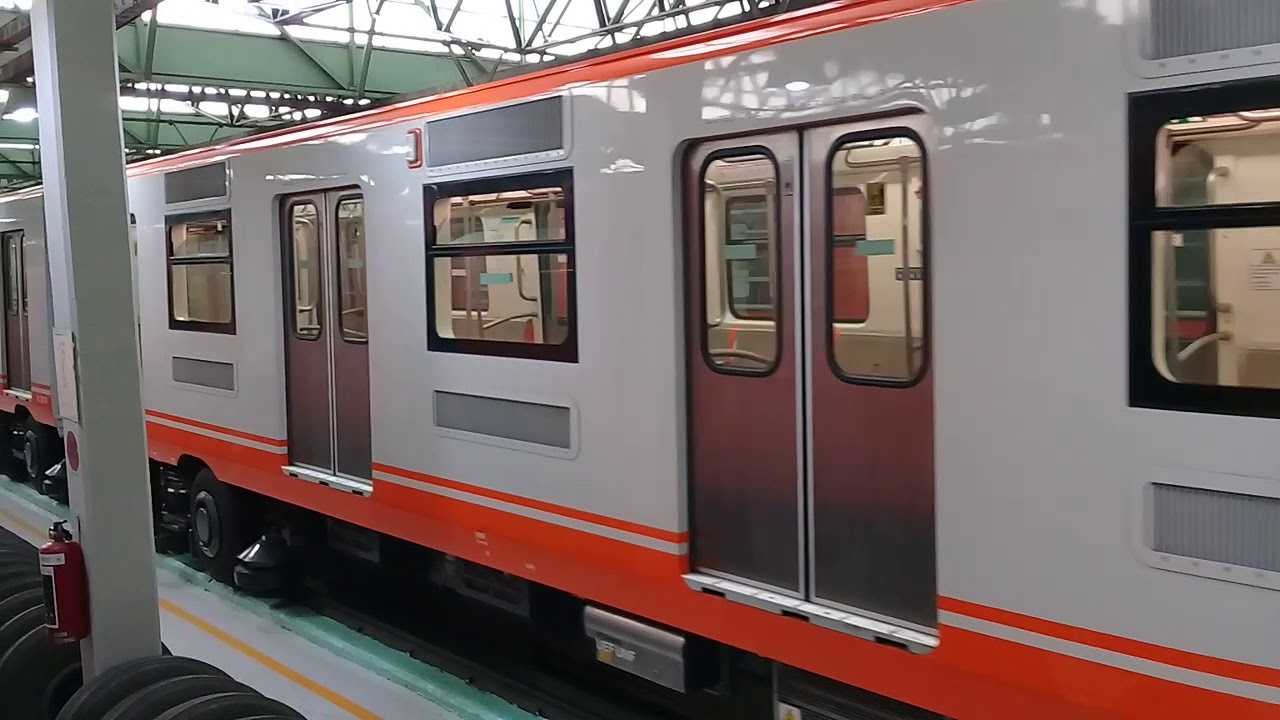 CAF NM-16 entrando al Sistemático Zaragoza (Talleres) 🚉🇪🇸 - YouTube