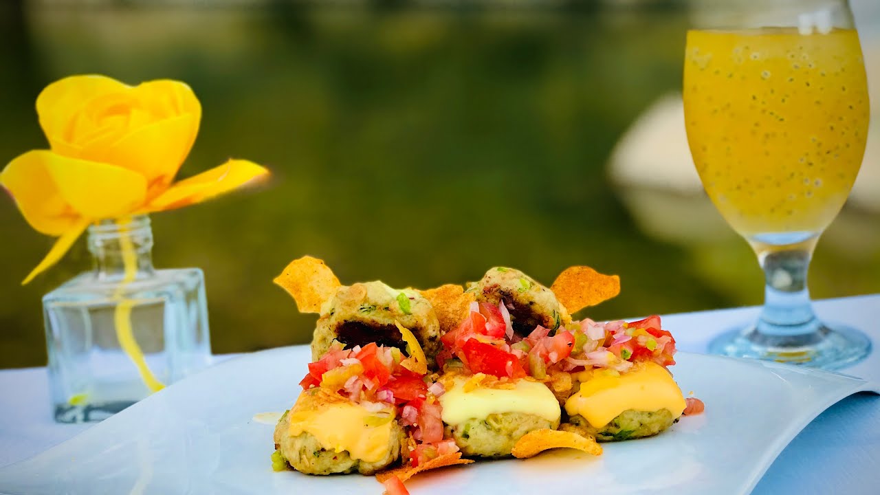 Chicken Avocado Pan Grill / Outdoor cooking / Wadi Arabiyyin/ Wadi Al ...