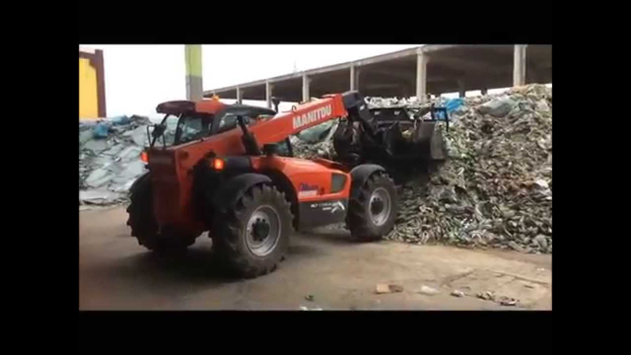 WASTE GLASS REHANDLING TELEHANDLER MANITOU - YouTube