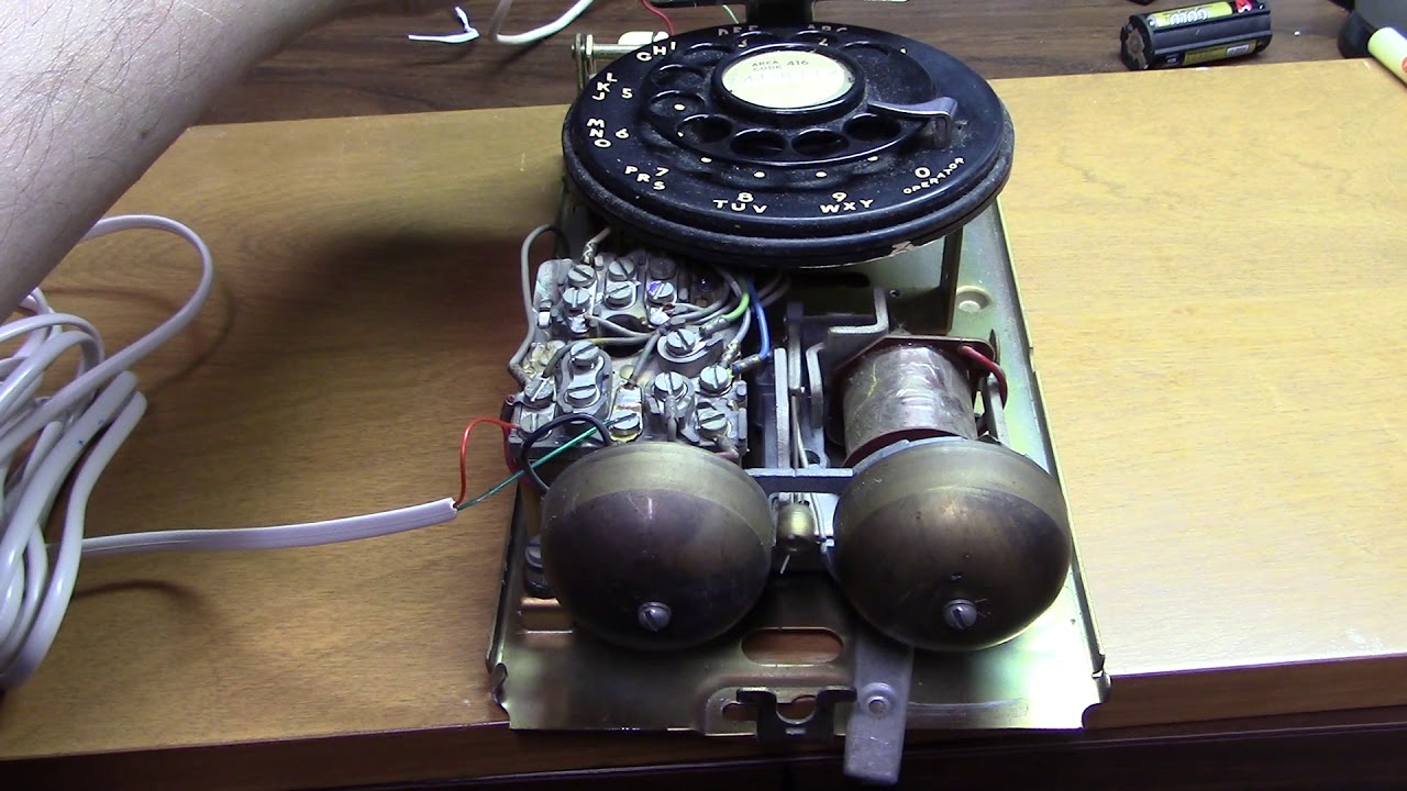 Northern (Western) Electric Model 554 (C-net 425B) wall telephone 1962 ...