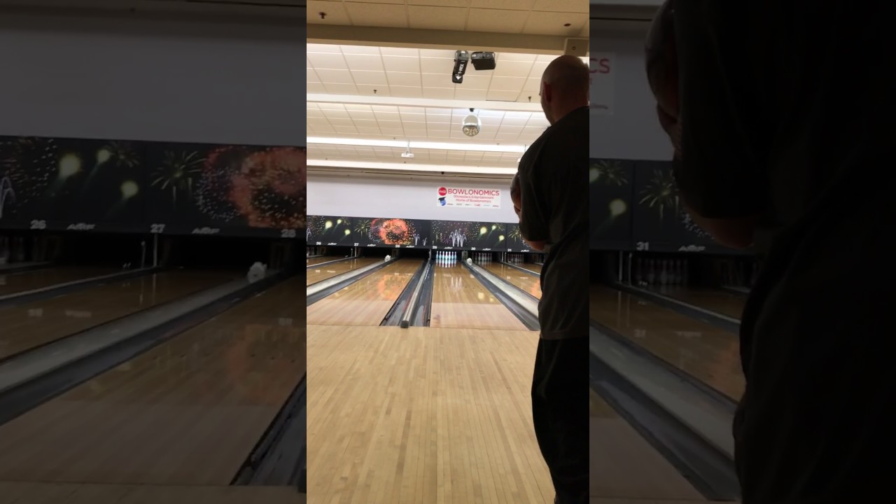 Vintage Brunswick Inferno (Don Carter 50") - YouTube