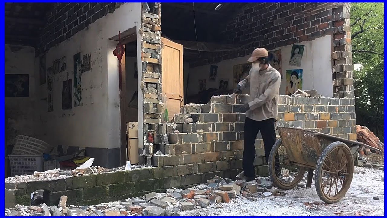 Skilled worker renovating an old wooden house in the countryside - YouTube