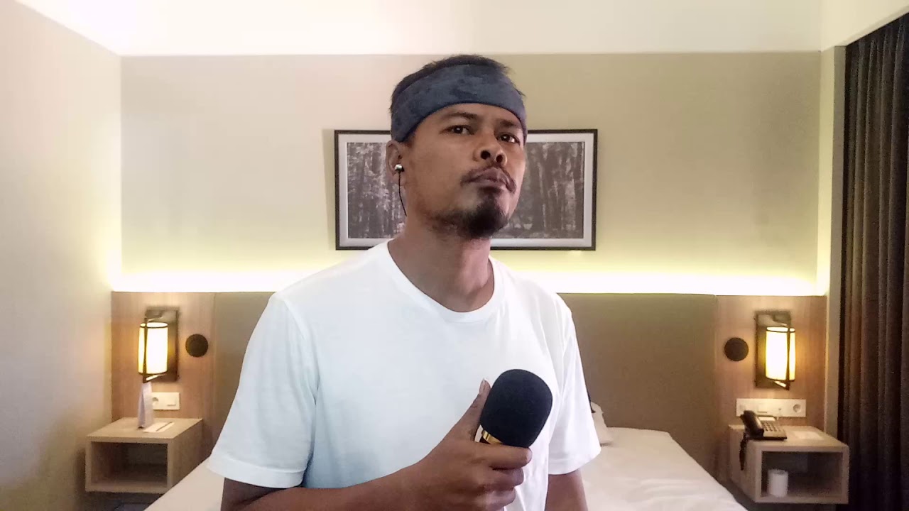 Kangen - Tony Q. R., karaoke cover - YouTube