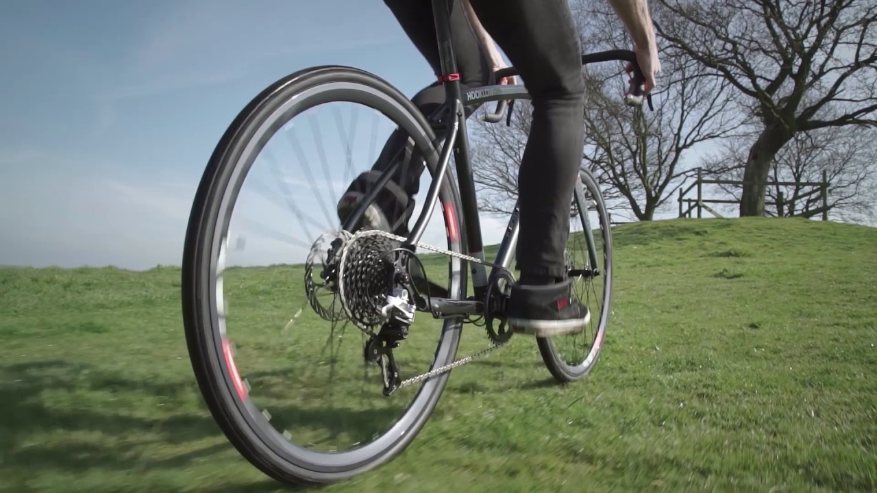 Forme Hooklow - Short - YouTube