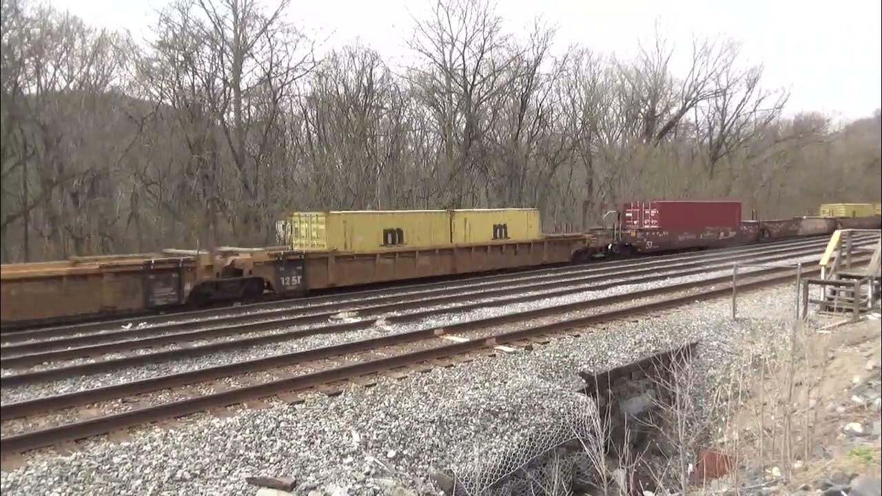 #17921 CSX I135-04 Intermodal train - YouTube