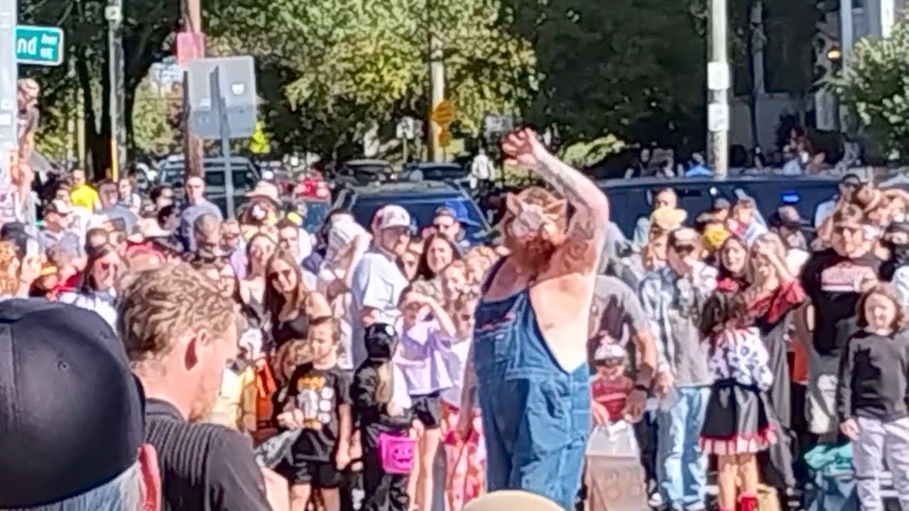 (L5P) Little 5 Points Halloween Parade 🎃 2024 #l5p # ...