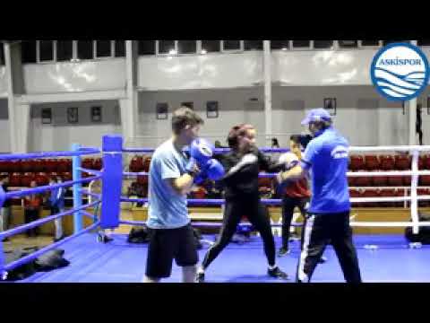 Boks Hocalarımızdan Antrenman Değerlendirmesi