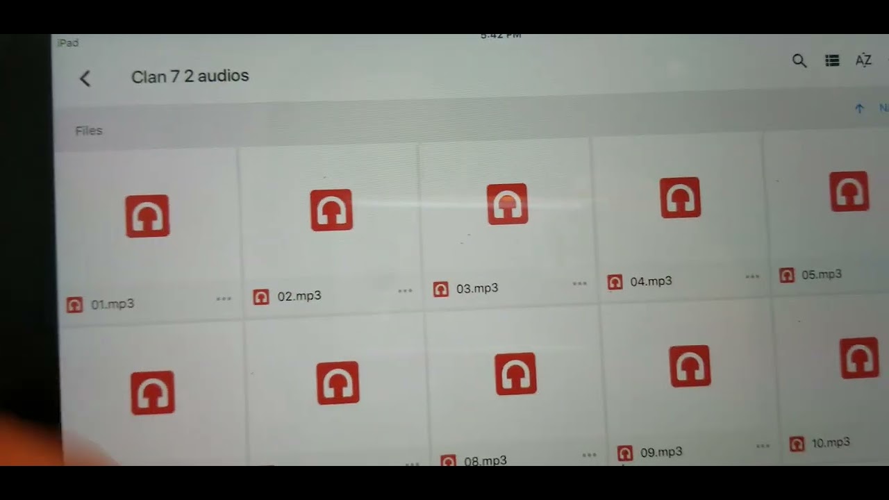 como acceder a los audios del clan 7 2 en ipad - YouTube