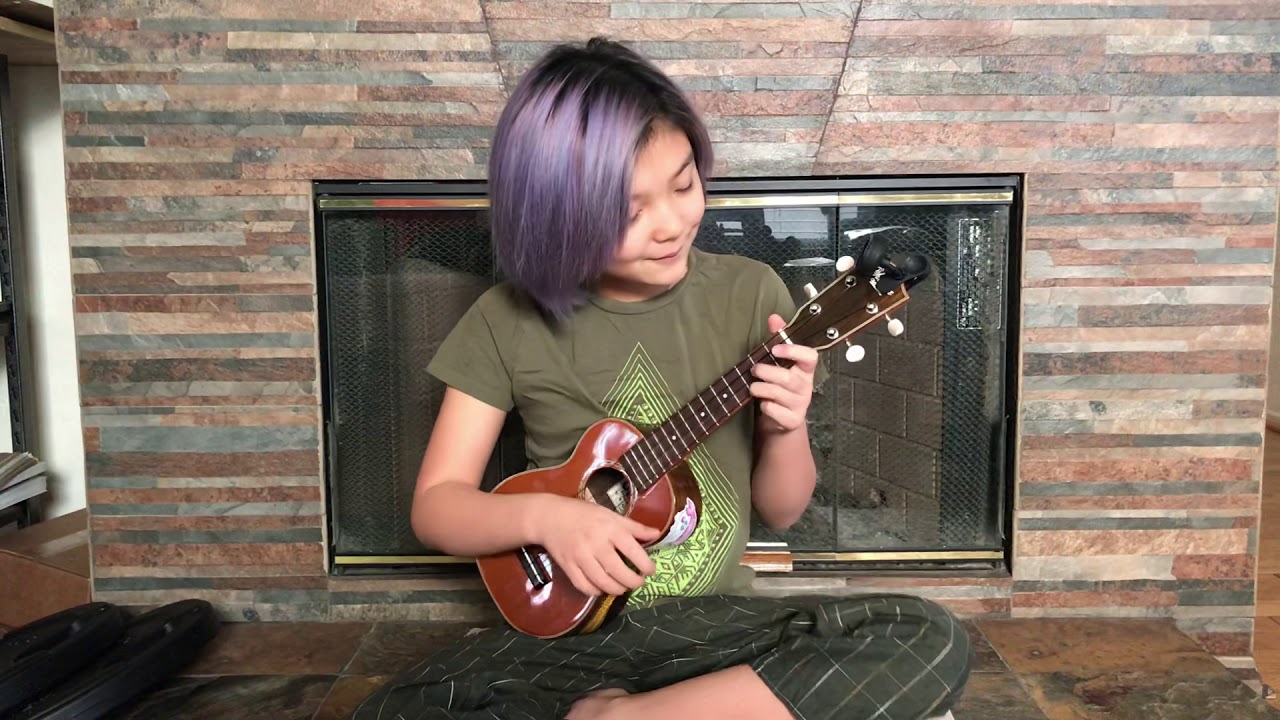 10-Year-Old Singer “Don’t Worry Be Happy” - Bobby McFerrin (Ukulele ...