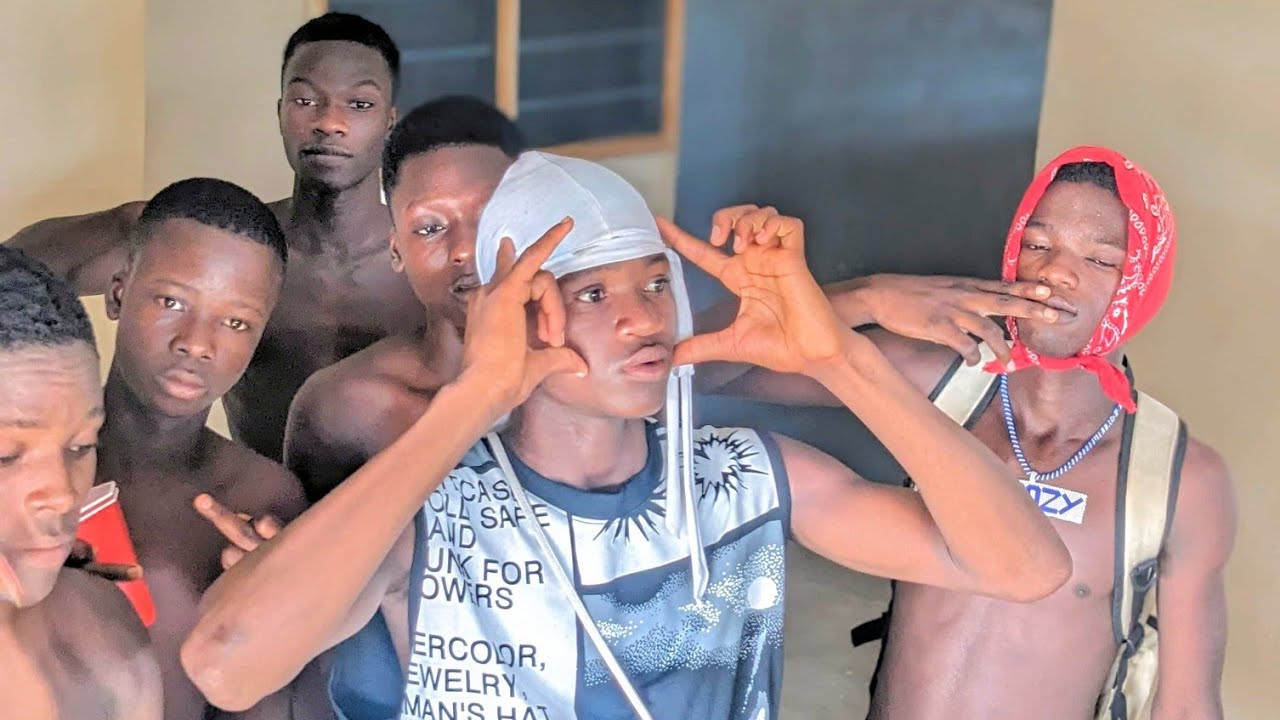 Crezo Gangster - CHANGE LIFE (clip officiel) - YouTube