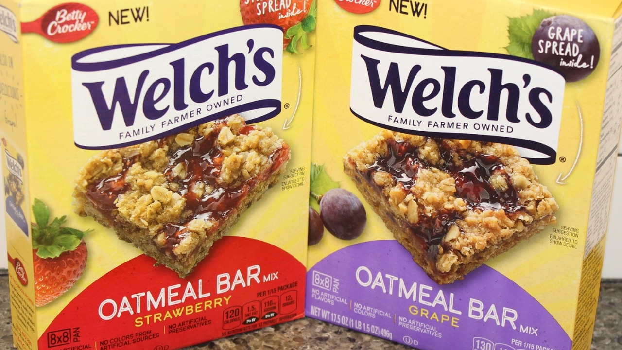 Making Welch’s Oatmeal Bar Mix: Strawberry & Grape Preparation & Review ...