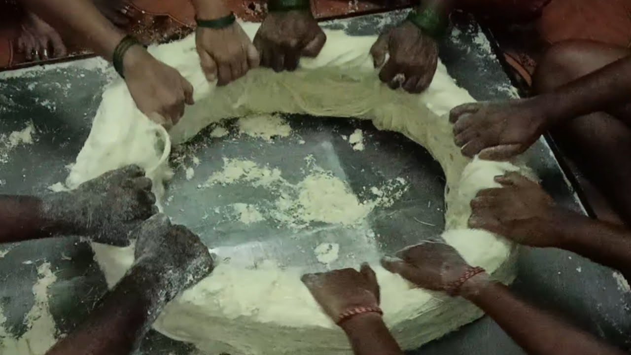 Daily 50 కేజీ సోన్ పాపిడి తయారీ చూడండి/How to make peechu mithai making ...