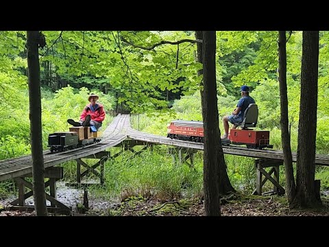 Three Trains on 3 Mile Island at the White Creek Railroad - YouTube