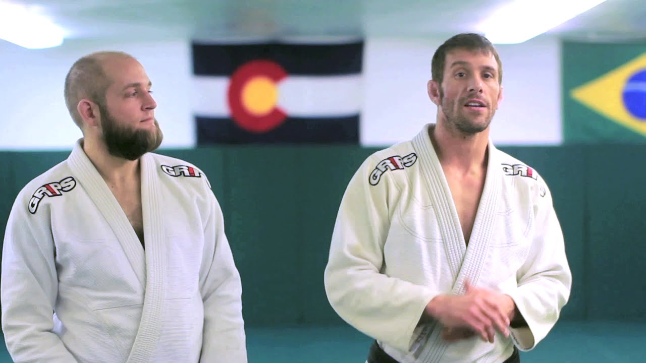 Self Defense 1of3 - YouTube